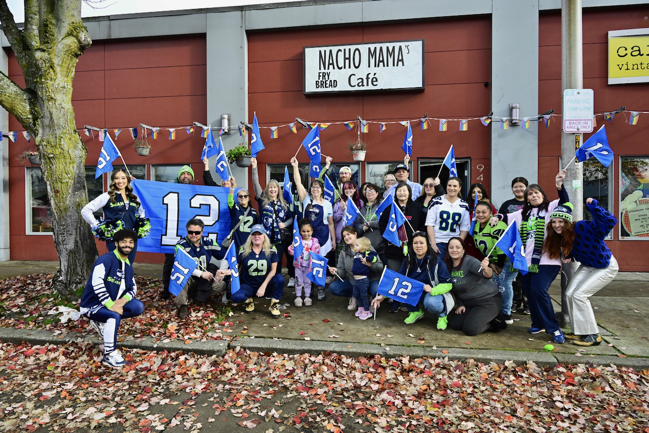 Seahawks "takeover" Nacho Mama's Fry Bread Cafe in White Center ...
